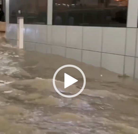 Flood 'Takes Over' Dubai After Heavy Rainfall [VIDEO] - Informant Online